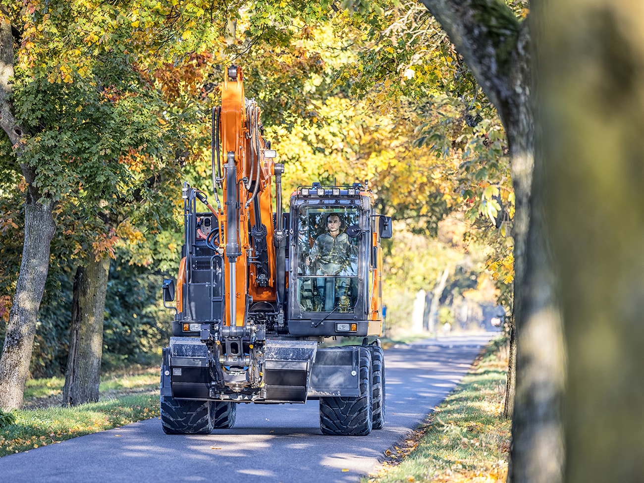 Staad takes progressive GWW contractors through transition process