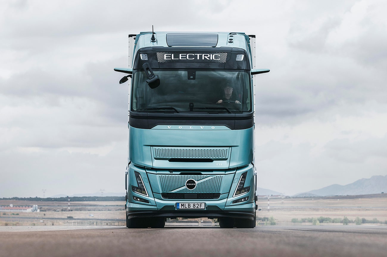 The Volvo FH Aero: a new benchmark for energy-efficient heavy trucks